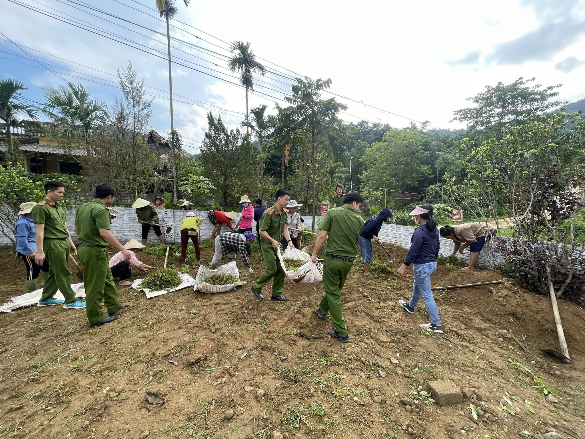 NGỌC LẶC: Phối hợp tổ chức hiệu quả các hoạt động trong xây dựng nông thôn mới giữa các tổ chức ...
